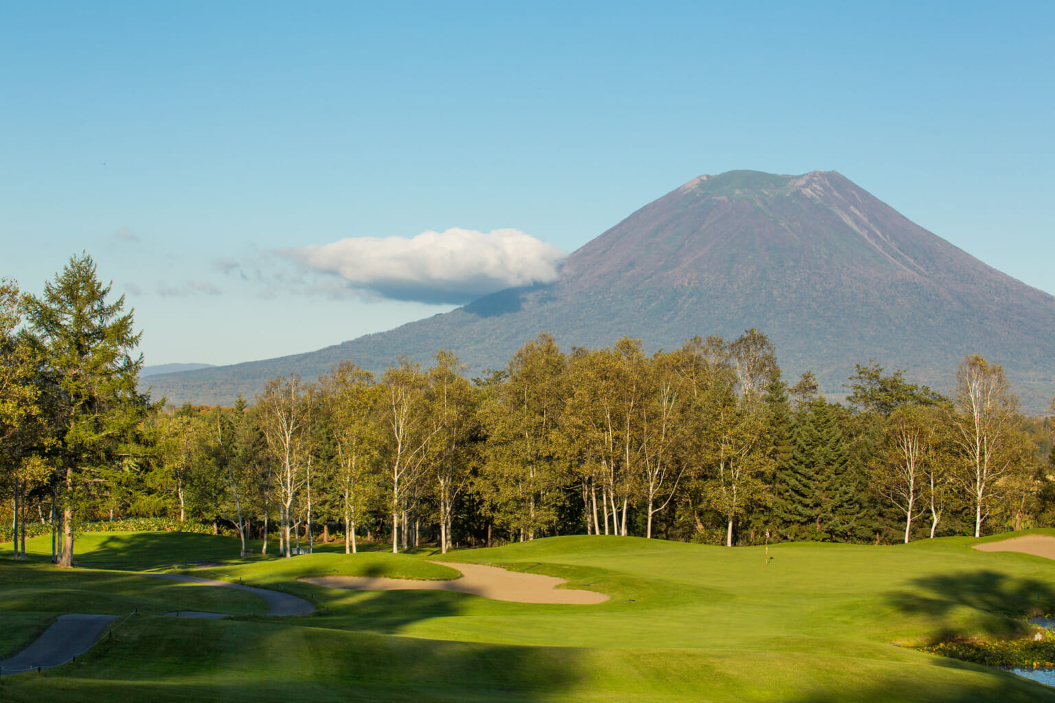 Here’s Why Niseko Is Becoming One of Japan’s Hottest Golf Destinations ...